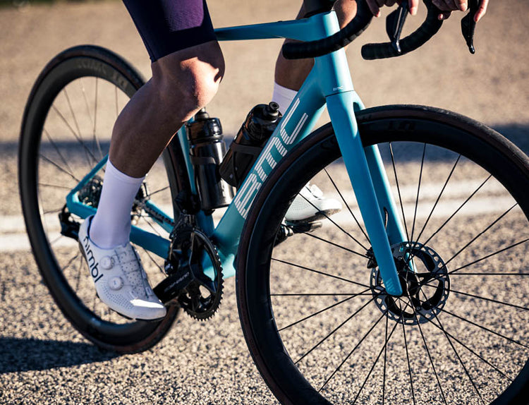 BMC Road Endurance Bikes | Roadmachine 01 – BMC Switzerland